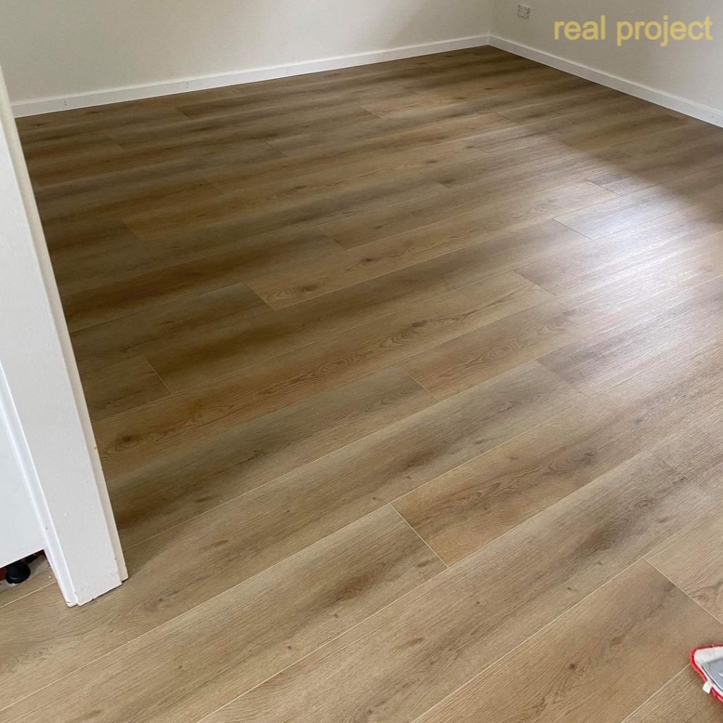 Topdeck Storm Luxury Oxford Oak Hybrid Flooring - The Flooring Guys